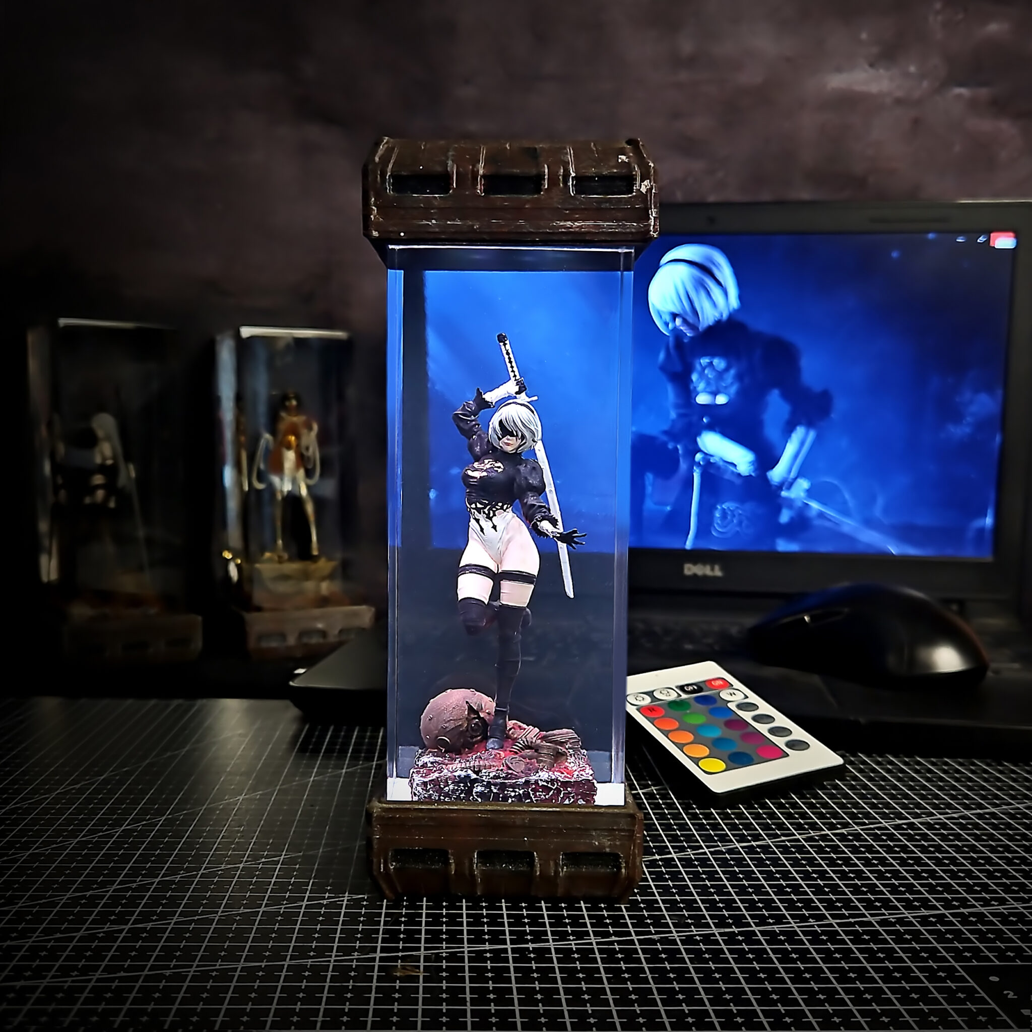 NieR: Automata 2B Combat YoRHa Lamp - Grizz Studio