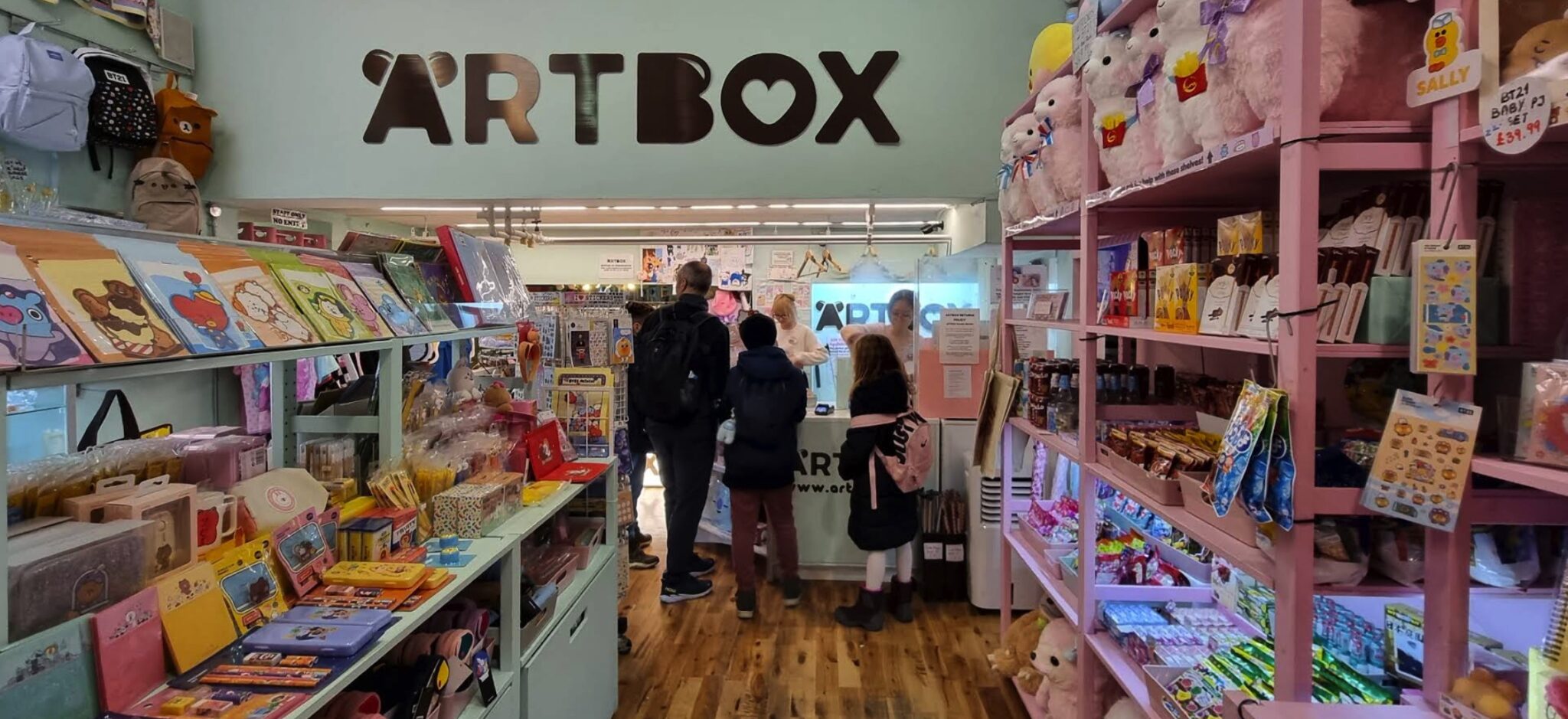 Exploring ARTBOX: A Cute Haven in London - Grizz Studio