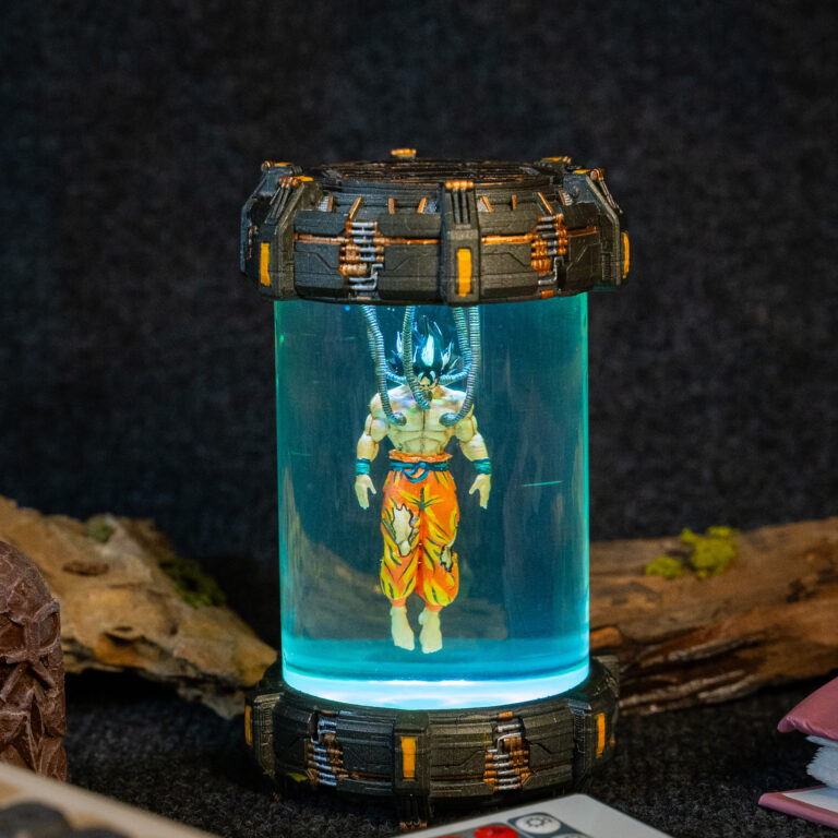 Saiyan Goku Dragon Ball Capsule Glow Lamp - Grizz Studio