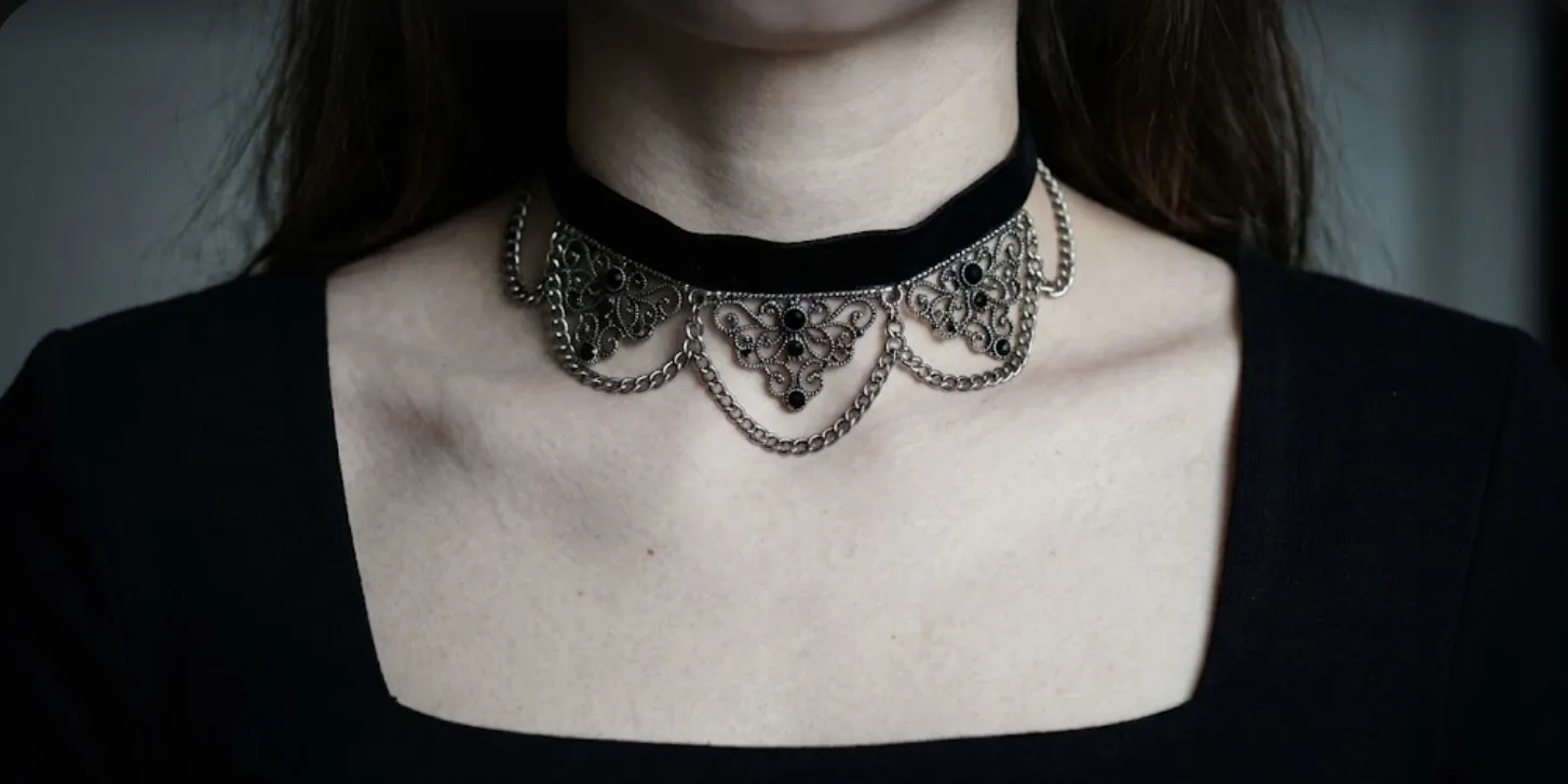 Gothic Chokers: How to Choose a Dark Necklace That Still Feels Wearable ...